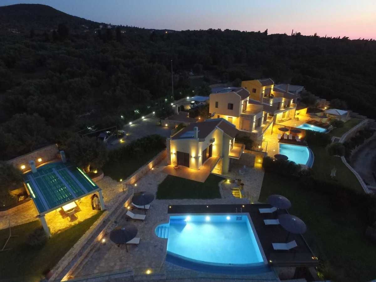 Villa Gaia, Thea Thalatta Villas in lefkada. villa Lefkada Villas