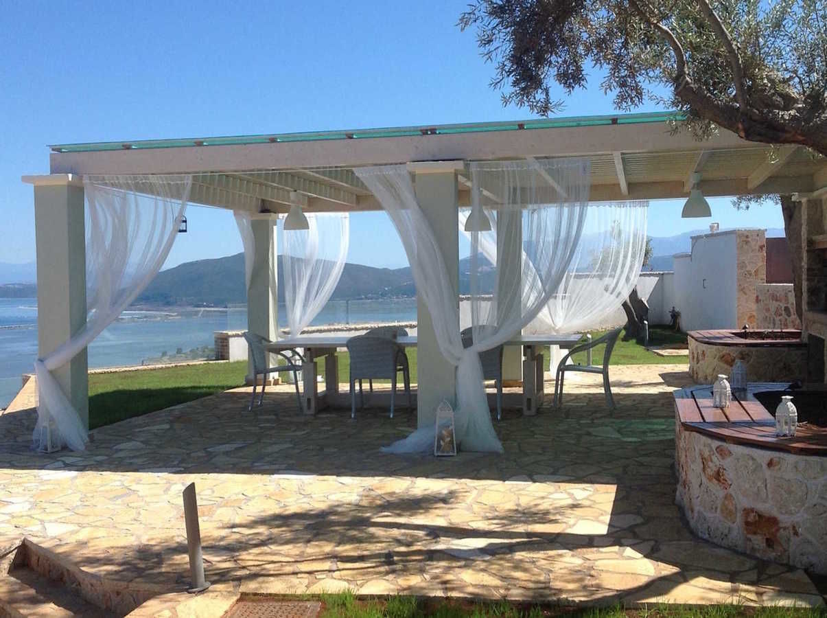 Villa Gaia, Thea Thalatta Villas in lefkada. villa Lefkada Villas