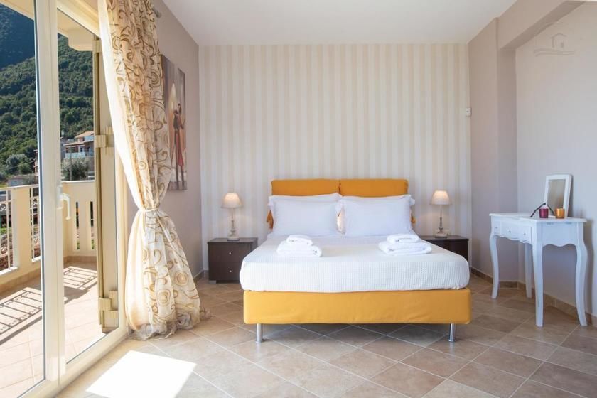 Villa Ventalia with a wonderful sea view and private pool! in Nidri