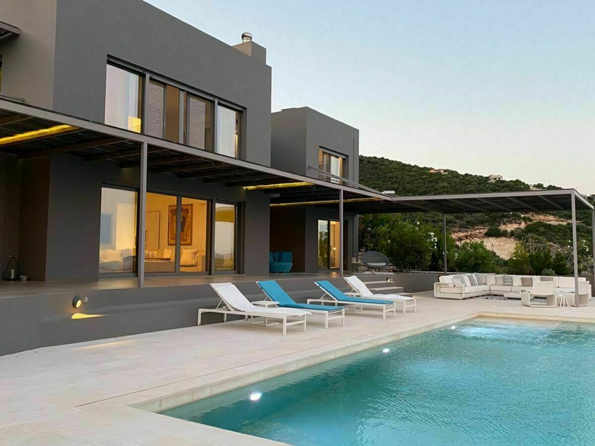 Villa Oneiro-Dreamy luxury villa with private access to the sea